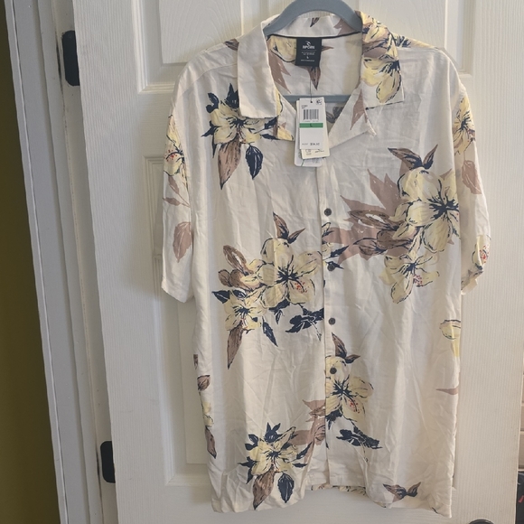 Rip Curl | Shirts | Rip Curl Cream Floral Mens Short Sleeve Shirt Nwt ...